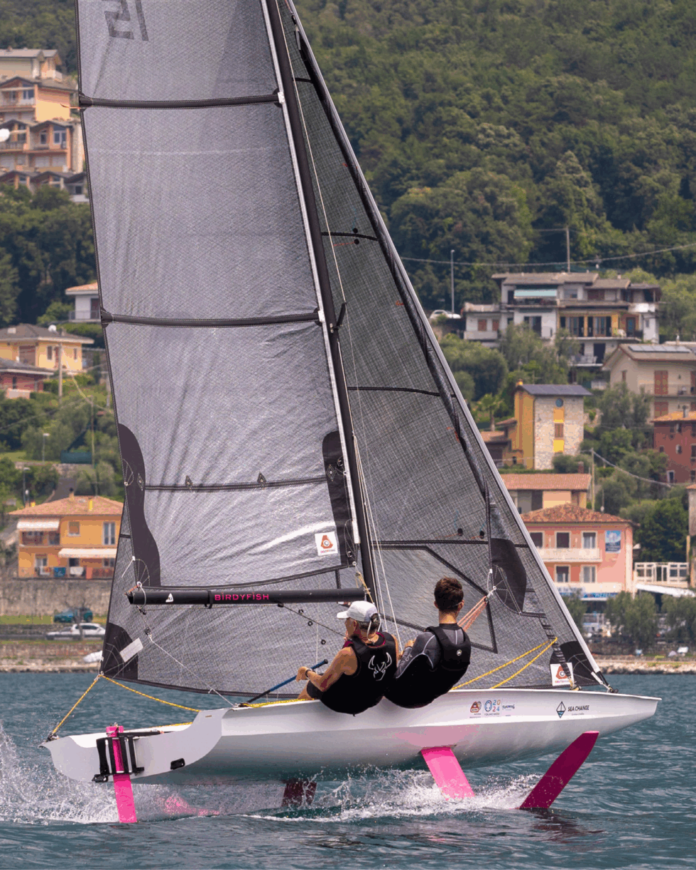 BirdyFish - Fly the Future, constructeur de bateaux à foils.